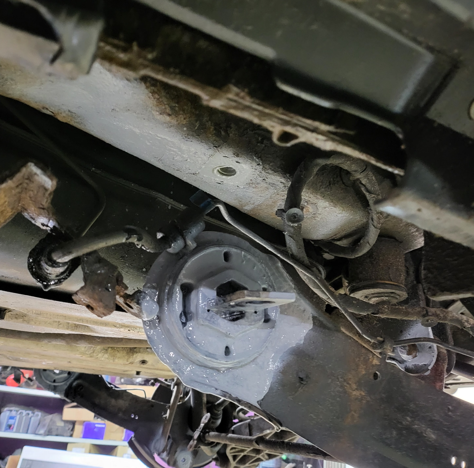 Замена сайлентблоков задних на усиленные 31476227/8 и амотр — Volvo ...