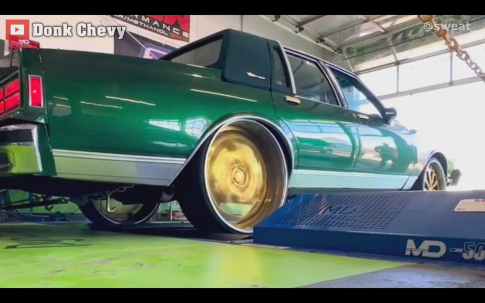 Top 10 Box Chevy Beast on the Hood Caprice Squating on 26s 28s — DRIVE2