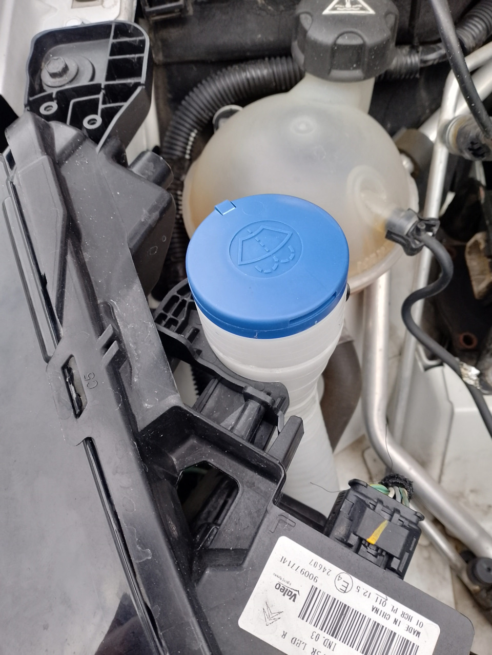 Первые траты — Citroen C4 L, 1,6 л, 2019 года | аксессуары | DRIVE2