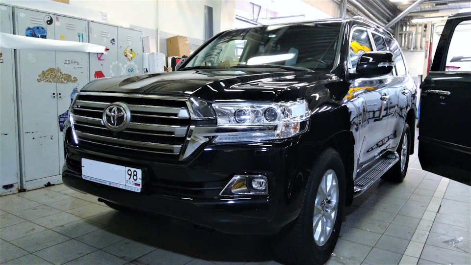 Защита передней части Toyota бронеплёнкой — Свет-Офор на DRIVE2