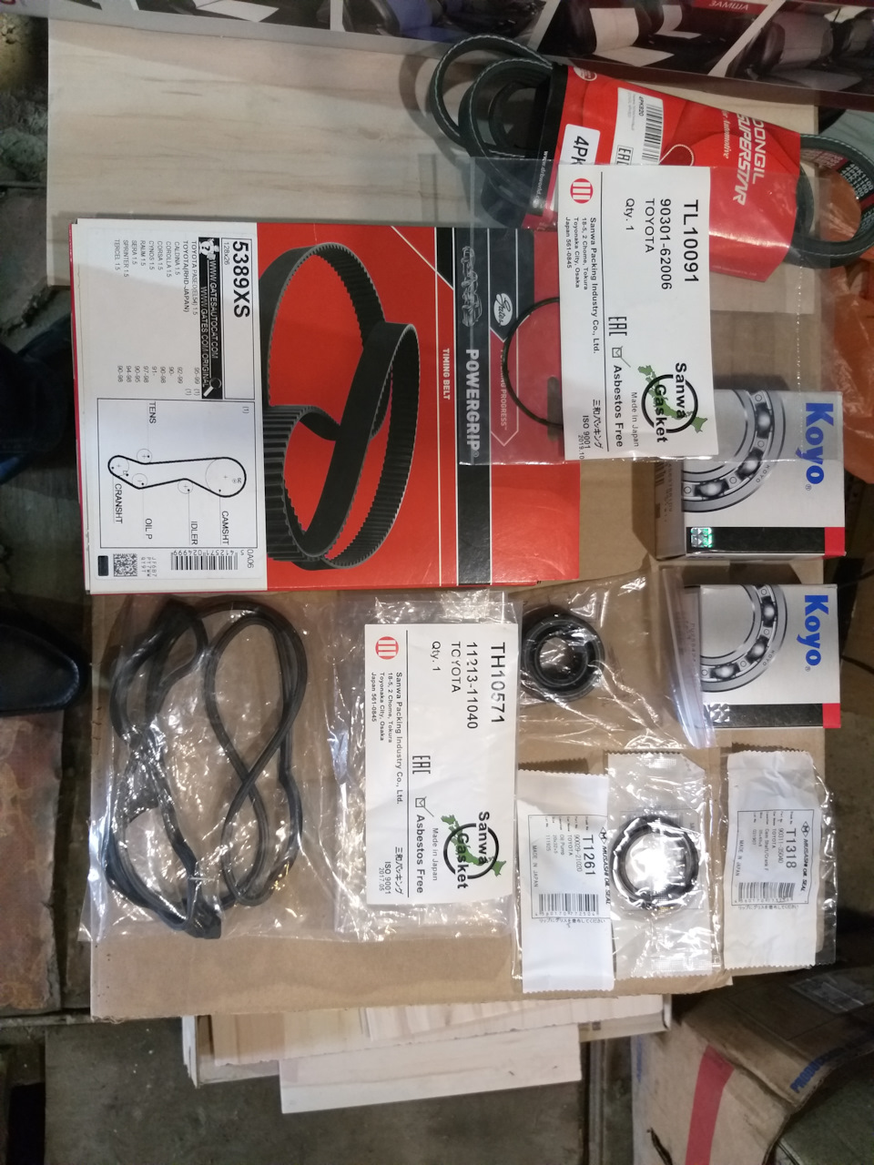 Замена ремня ГРМ, роликов, сальников, обводных ремней, помпы. Часть 1 ...