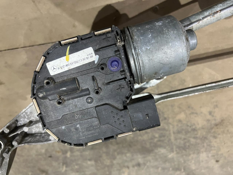 A2058200740 Механизм стеклоочистителя в сборе Mercedes | Запчасти на DRIVE2