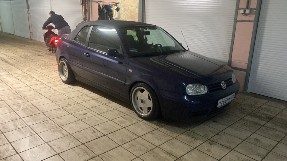 Открыл сезон 2023 — Volkswagen Golf Cabriolet Mk4, 1,6 л, 1999 года ...