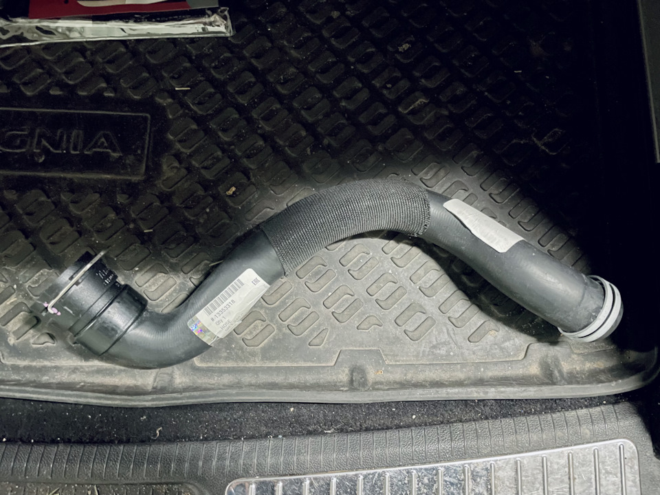 Новая батарейка, новый патрубок — Opel Insignia Country Tourer (1G), 2 ...