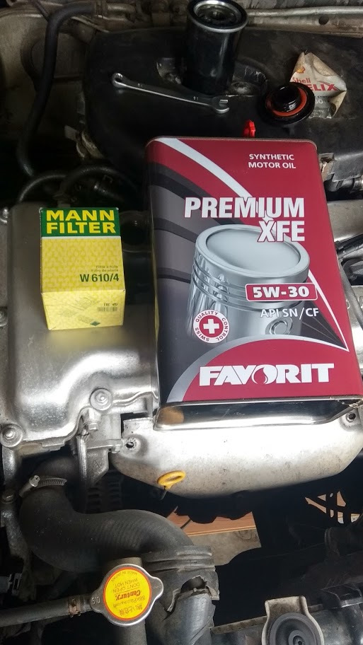 Favorit XFE 5W30 — Nissan Primera Wagon (W10), 2 л, 1991 года ...