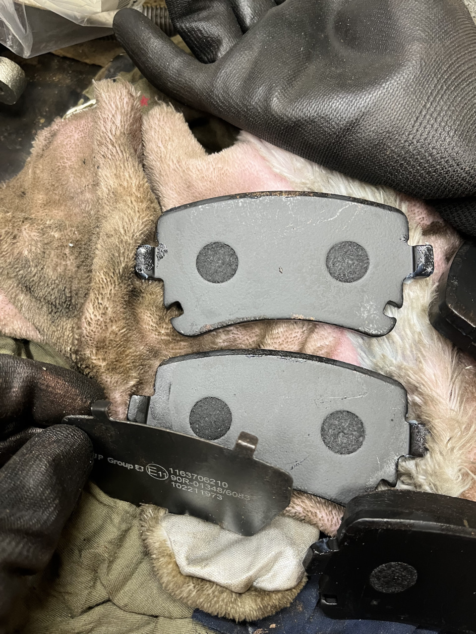 1163706210 Комплект тормозных колодок, дисковый тормоз JP GROUP ...