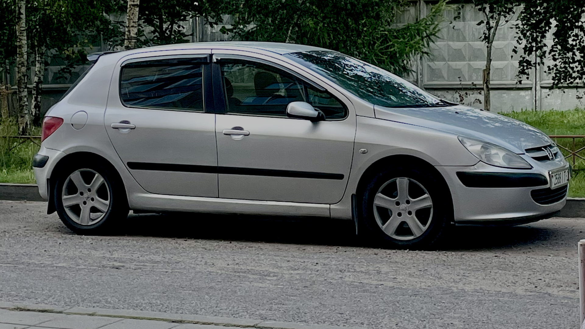 Peugeot 307 2.0 бензиновый 2001 | на DRIVE2