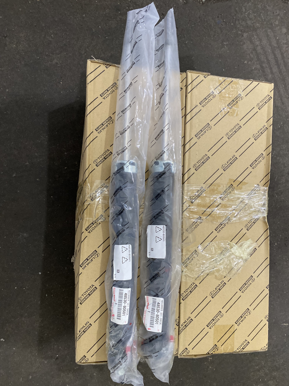 4853080501 Амортизатор TOYOTA LEXUS | Запчасти на DRIVE2