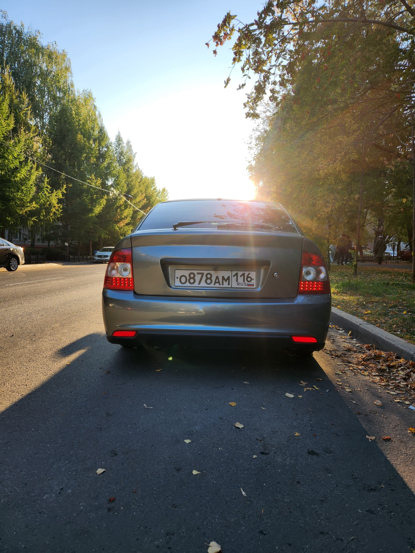 Задние диодные фонари — Lada Приора хэтчбек, 1,6 л, 2011 года ...