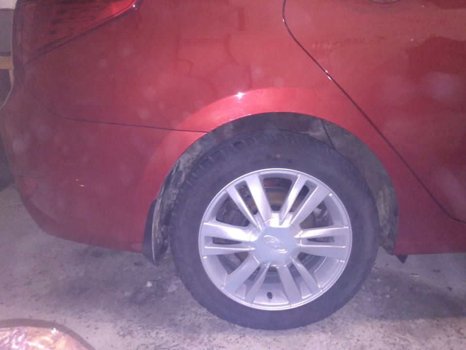 R16)))) — Hyundai Solaris (1G), 1,6 л, 2015 года | колёсные диски | DRIVE2