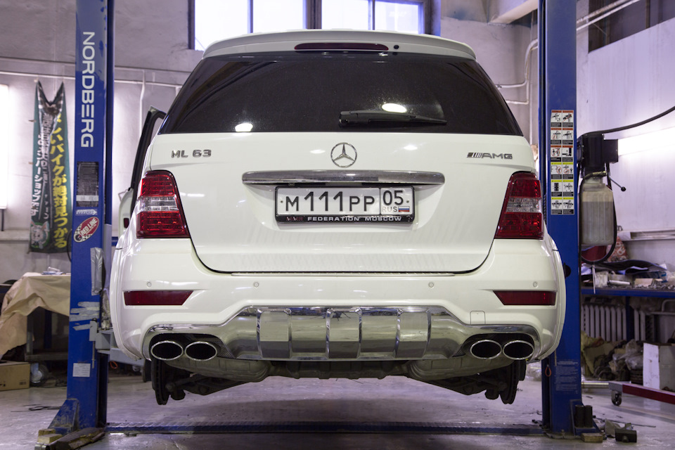 A1648858125 Накладка бампера заднего Mercedes | Запчасти на DRIVE2