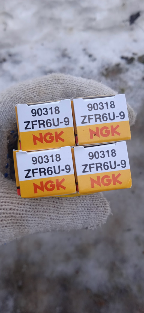 ZFR6U9 Свеча зажигания 90318 NGK | Запчасти на DRIVE2