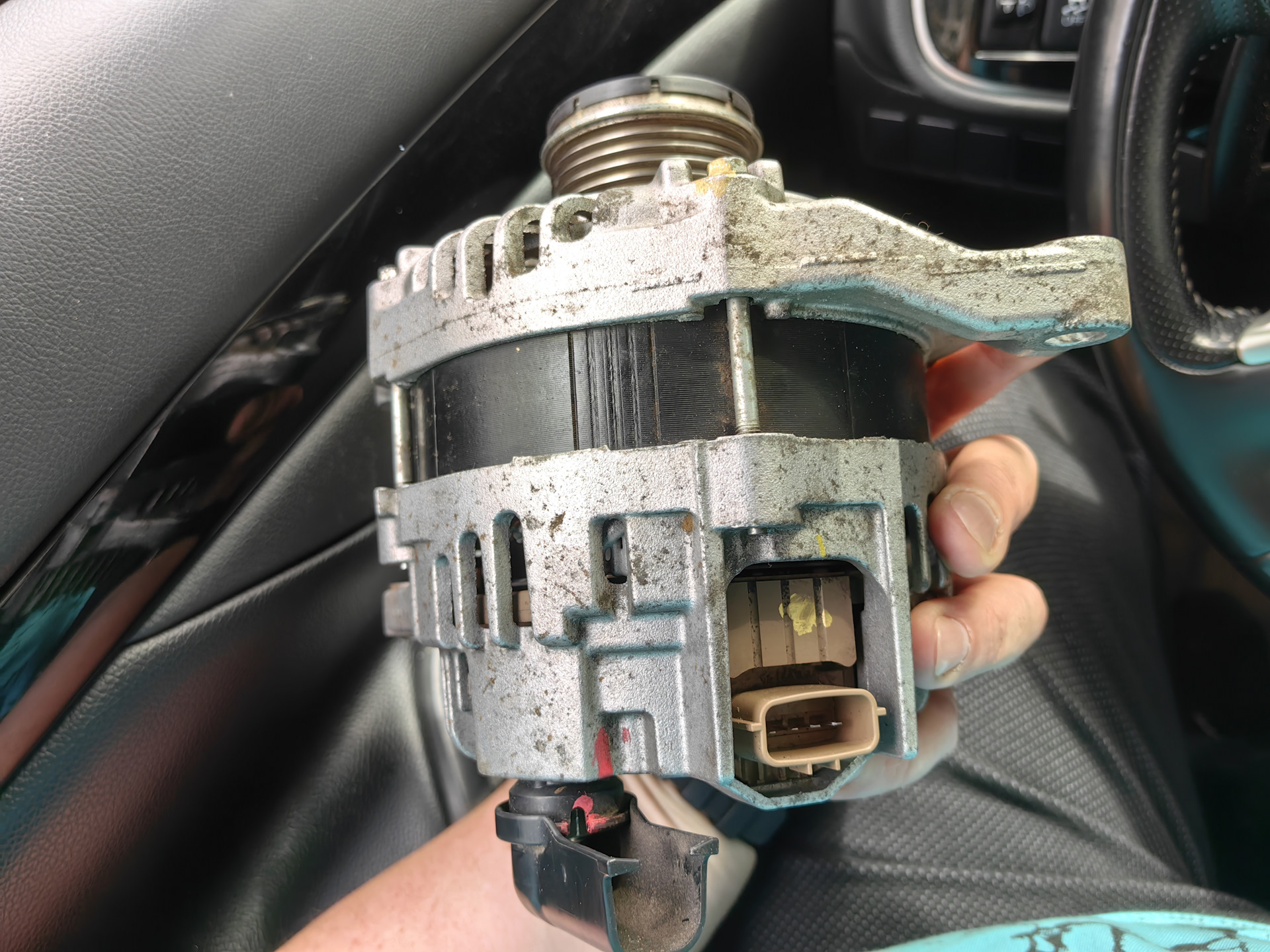 Замена генератора на 130A артикул 1800A288 — Mitsubishi Outlander (3G ...