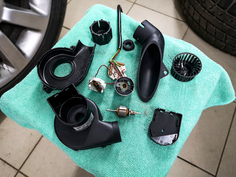 Профилактика кулера охлаждения блока PCM (двигателя) Range Rover — Land ...