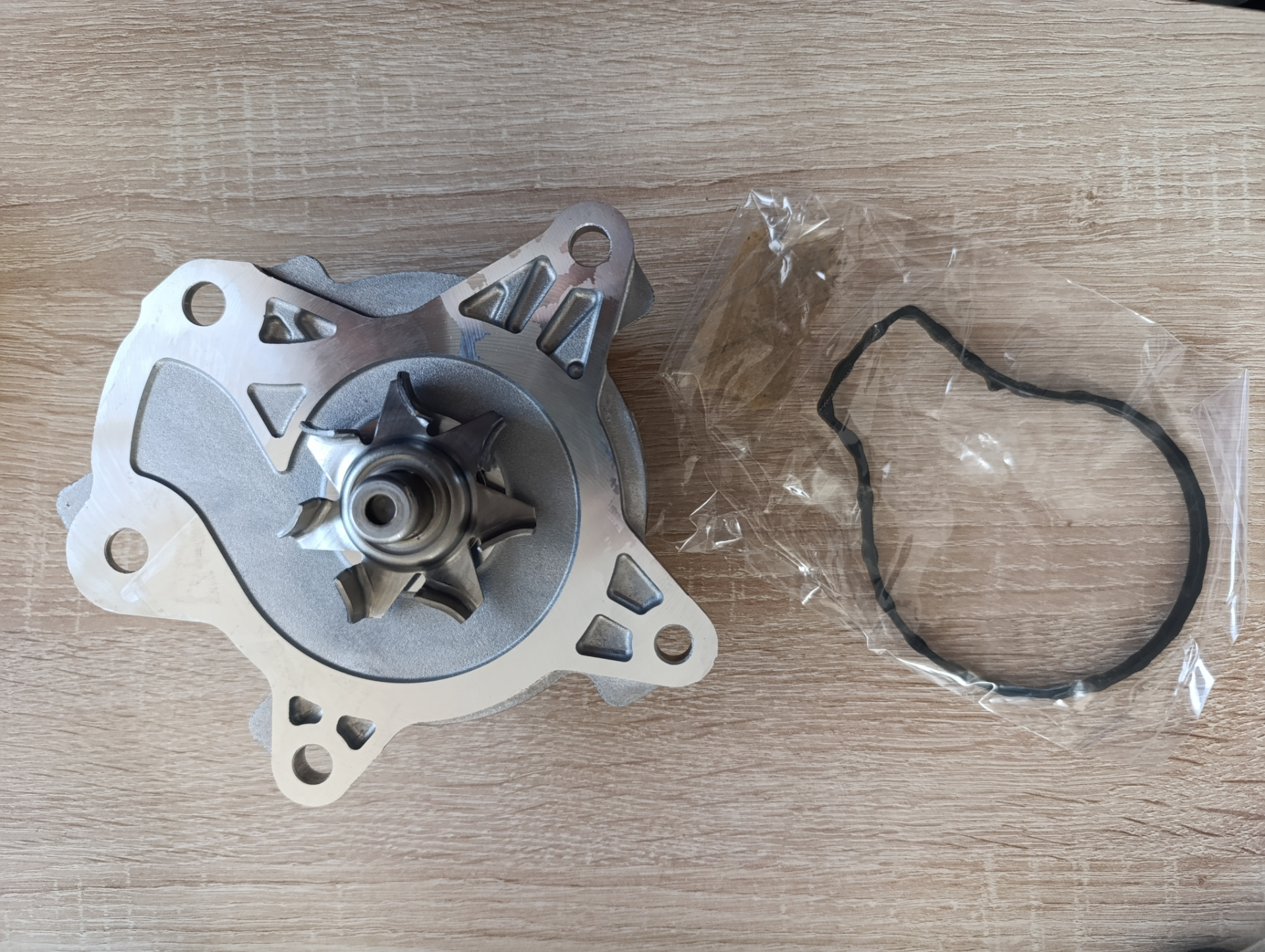 Перескочила цепь №2 — Toyota Corolla (140/150), 1,6 л, 2013 года ...