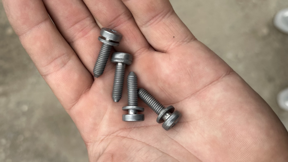 WHT000747 Болт VAG | Запчасти на DRIVE2