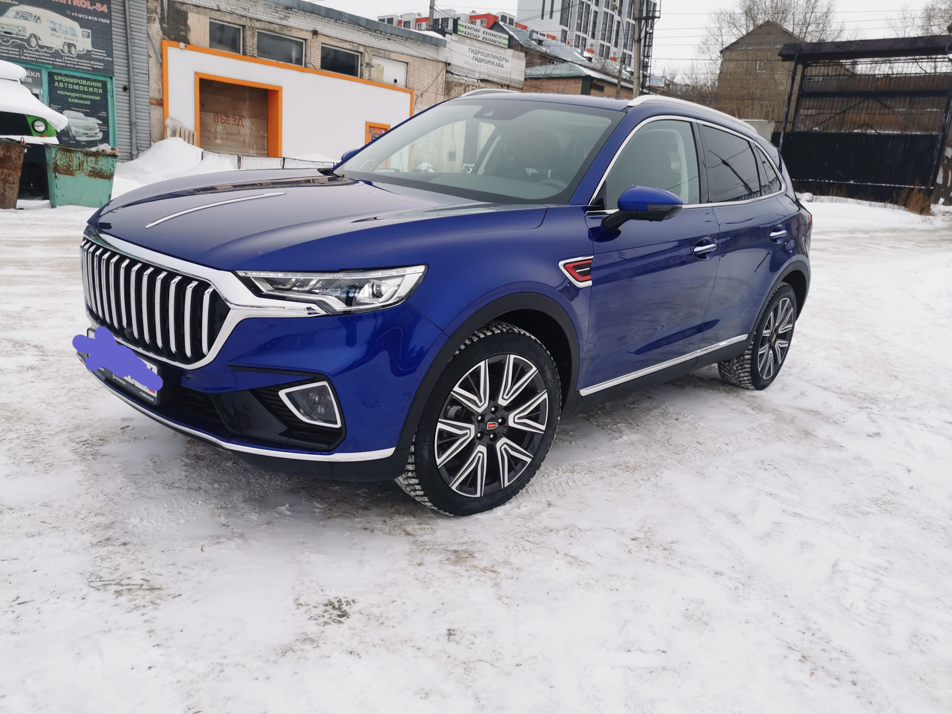 Первые километры — Hongqi HS5, 2 л, 2024 года | наблюдение | DRIVE2