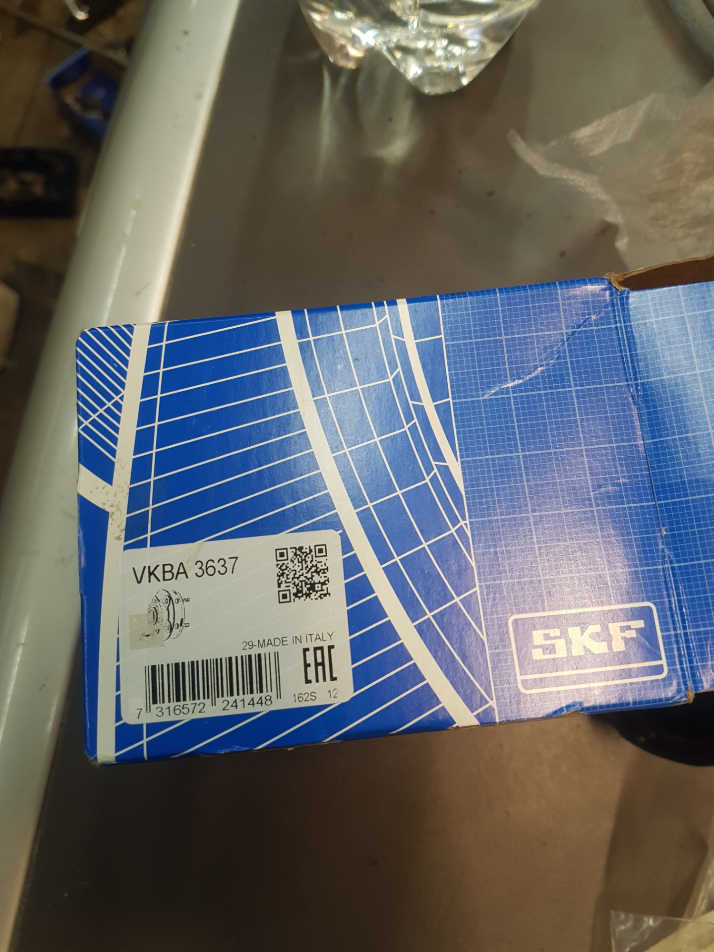 Замена ступичного подшипника — Renault Logan (1G), 1,6 л, 2012 года ...