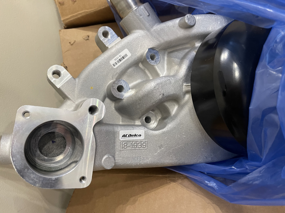 Новогодние подарки — Cadillac Escalade (3G), 6,2 л, 2010 года ...