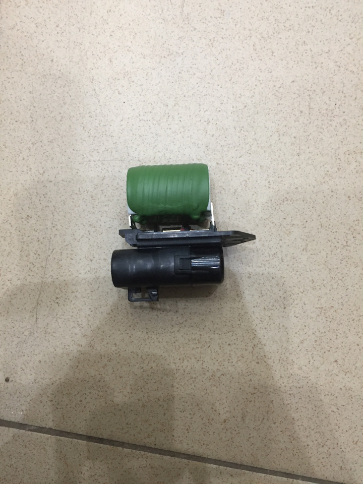 55702181 РЕЗИСТОР ВЕНТИЛЯТОРА ОТОПИТЕЛЯ 15 ВТ GM | Запчасти на DRIVE2