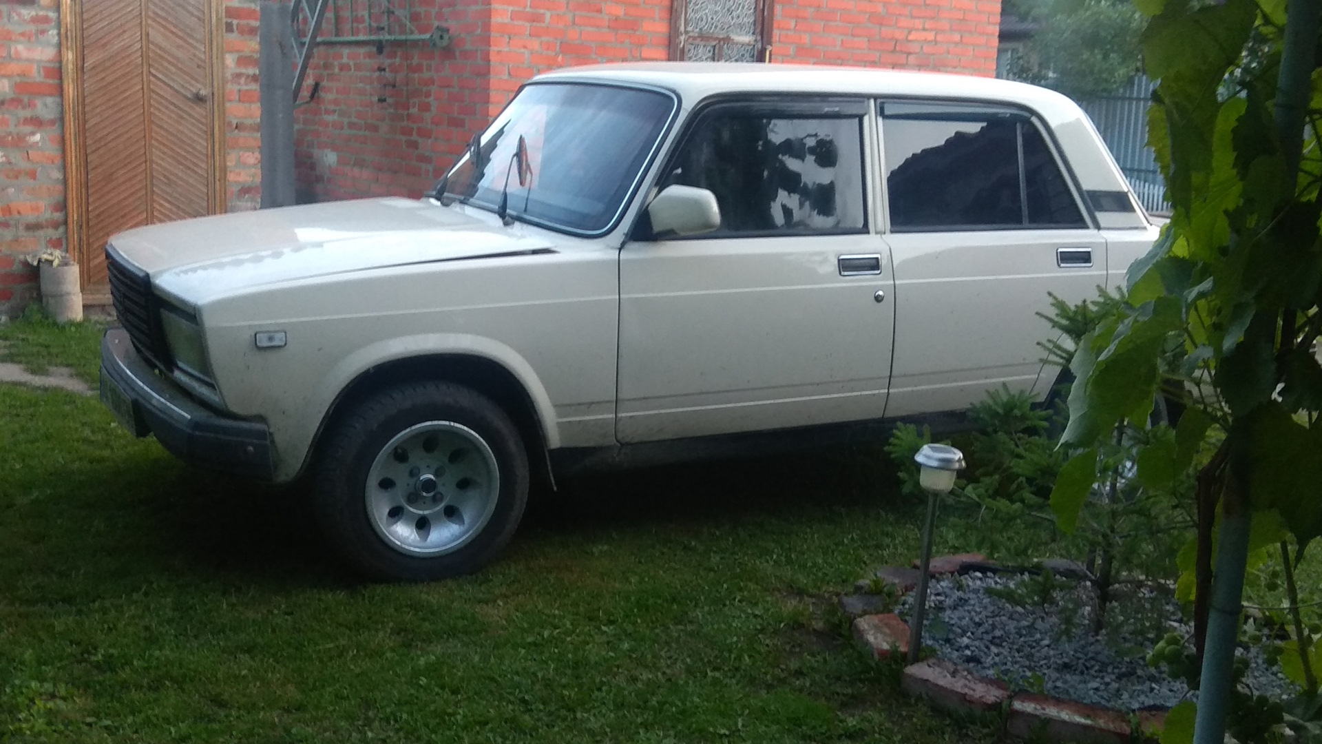 Lada 2107 1.5 бензиновый 1995 | на DRIVE2