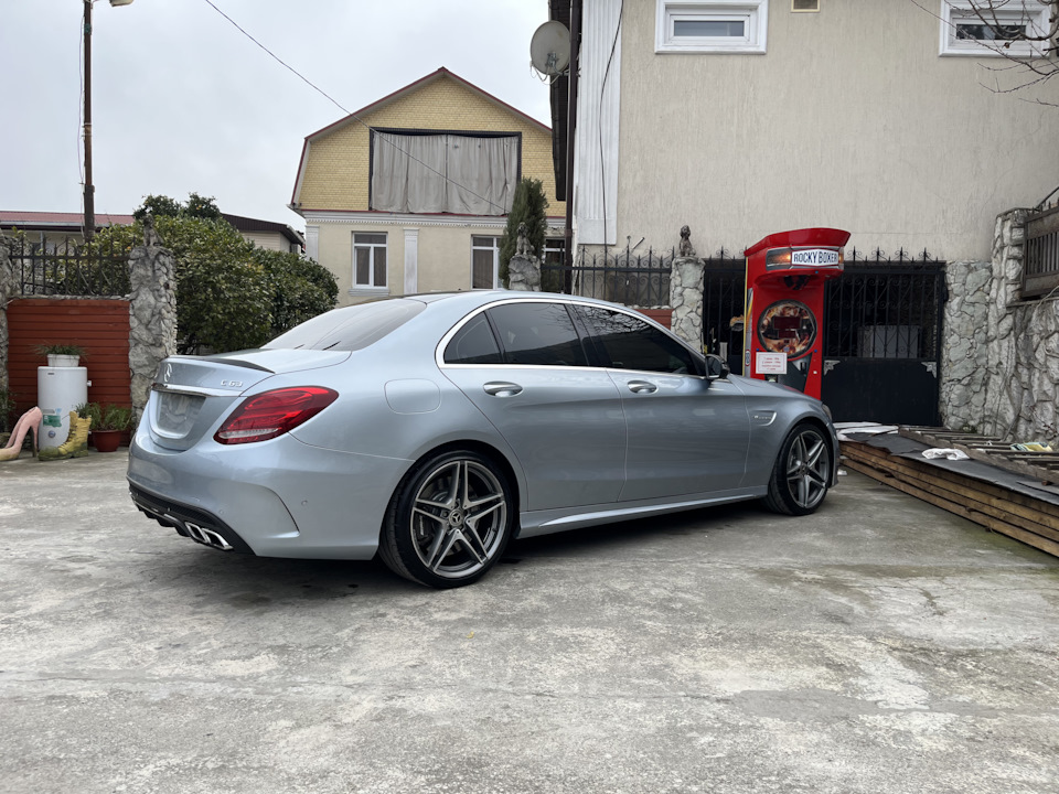 Финиш — Mercedes-Benz C 63 AMG (W205), 4 л, 2018 года | плановое ТО | DRIVE2
