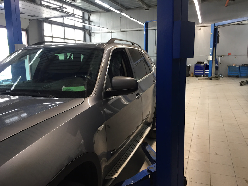 Тормоза, пыльник ШРУС, подушки двигателя, опора АКПП — BMW X5 (E70), 4 ...