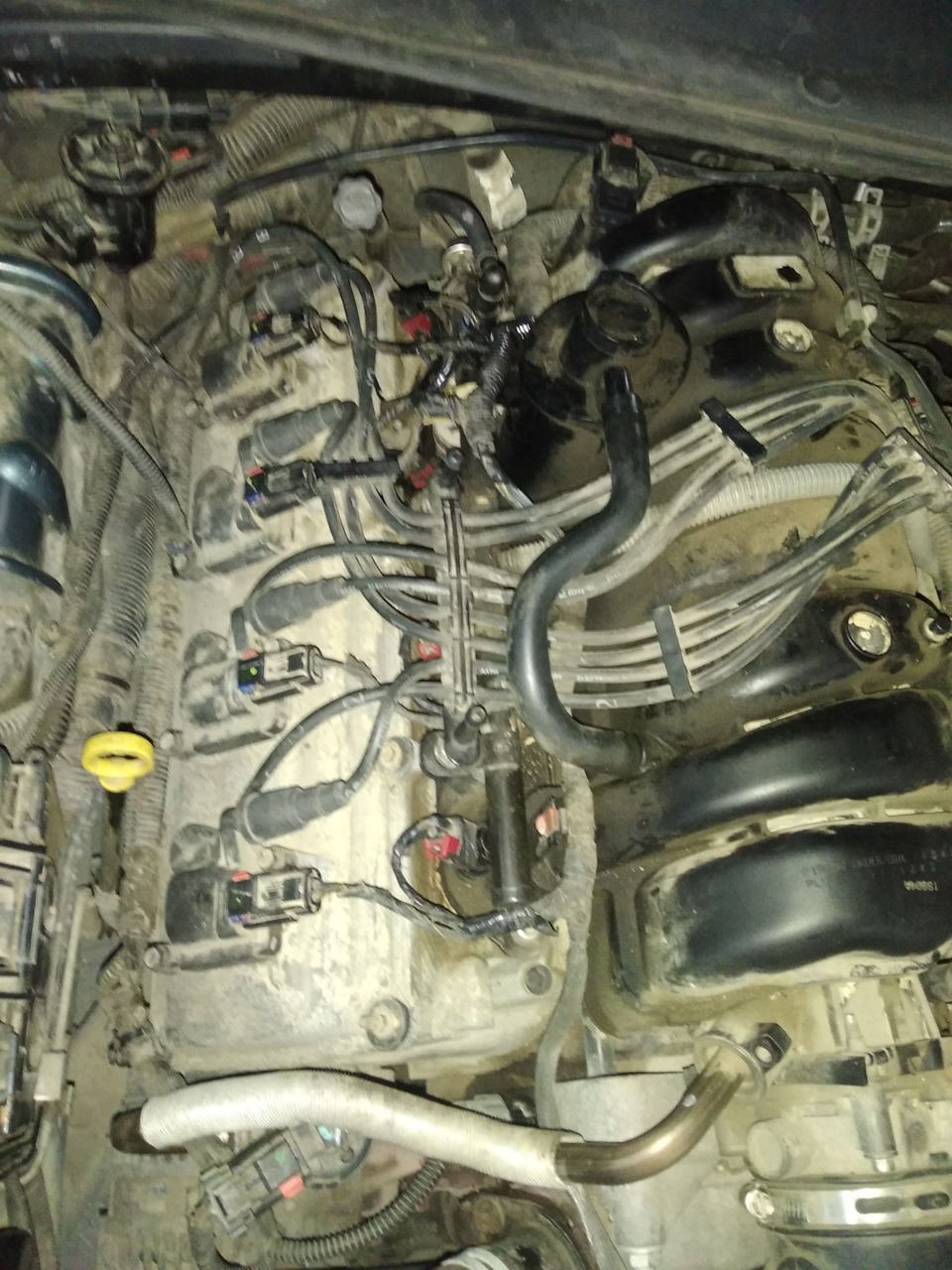 Остатки от Равчега — Toyota RAV4 (III), 2 л, 2010 года | запчасти | DRIVE2