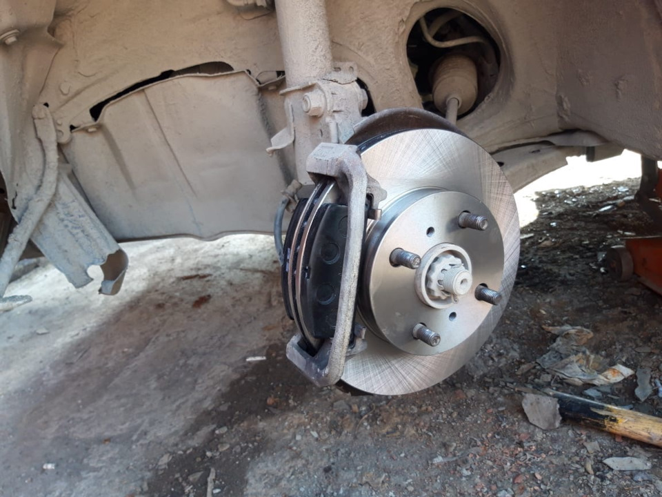 Замена мкпп, тормоза. — Toyota Sprinter (100), 1,5 л, 1993 года ...