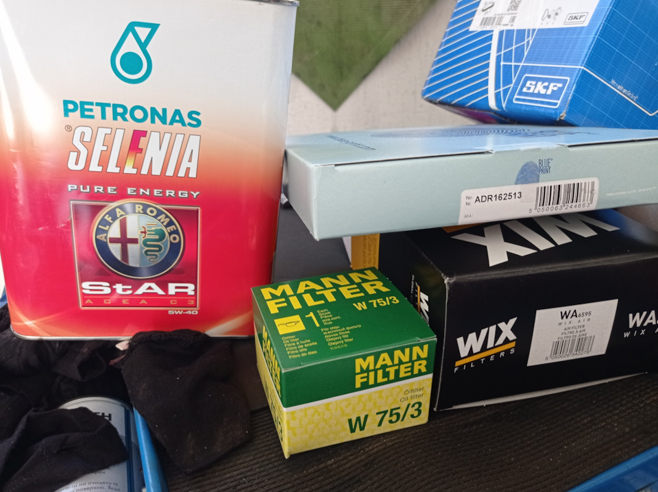 Планове ТО + заміна комплекту ременя допагрегатів — Renault Laguna II ...