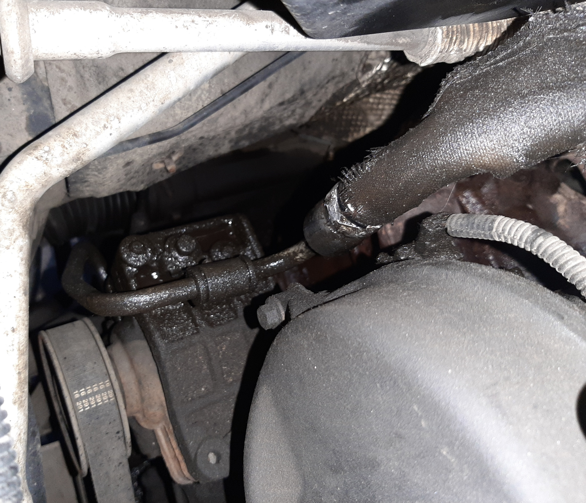 🔧 Трубка высокого давления ГУР — Ford Fiesta (Mk V), 1,6 л, 2008 года ...