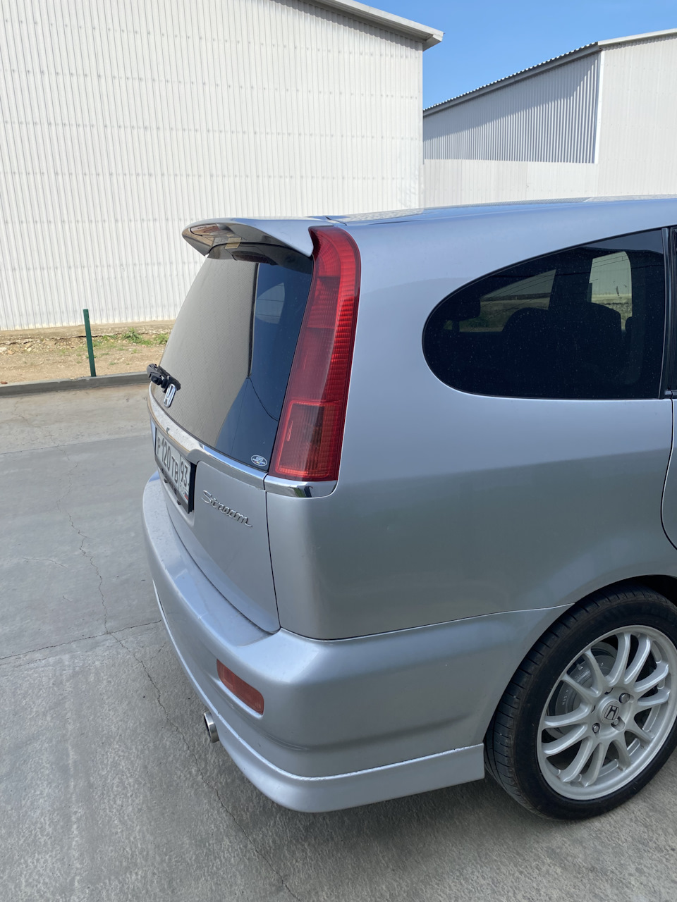 Всего по немногу. — Honda Stream (RN1-5), 1,7 л, 2001 года | аксессуары ...