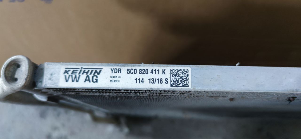 Радиатор кондиционера (Конденсер) Часть 1 — Volkswagen Jetta VI, 1,4 л ...