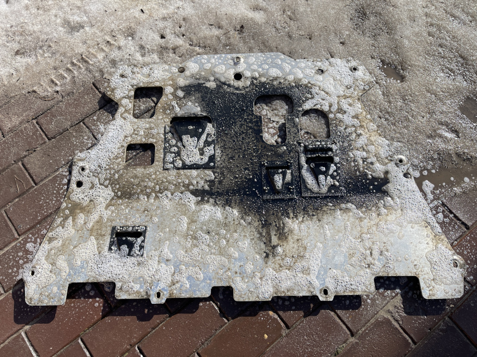 Сальник коленвала — Volvo XC60 (2G), 2 л, 2018 года | визит на сервис ...