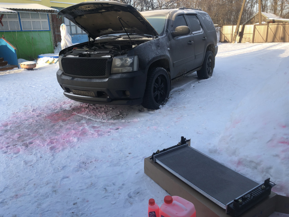 Замена радиатора ДВС — Chevrolet Tahoe (GMT900), 5,3 л, 2013 года ...