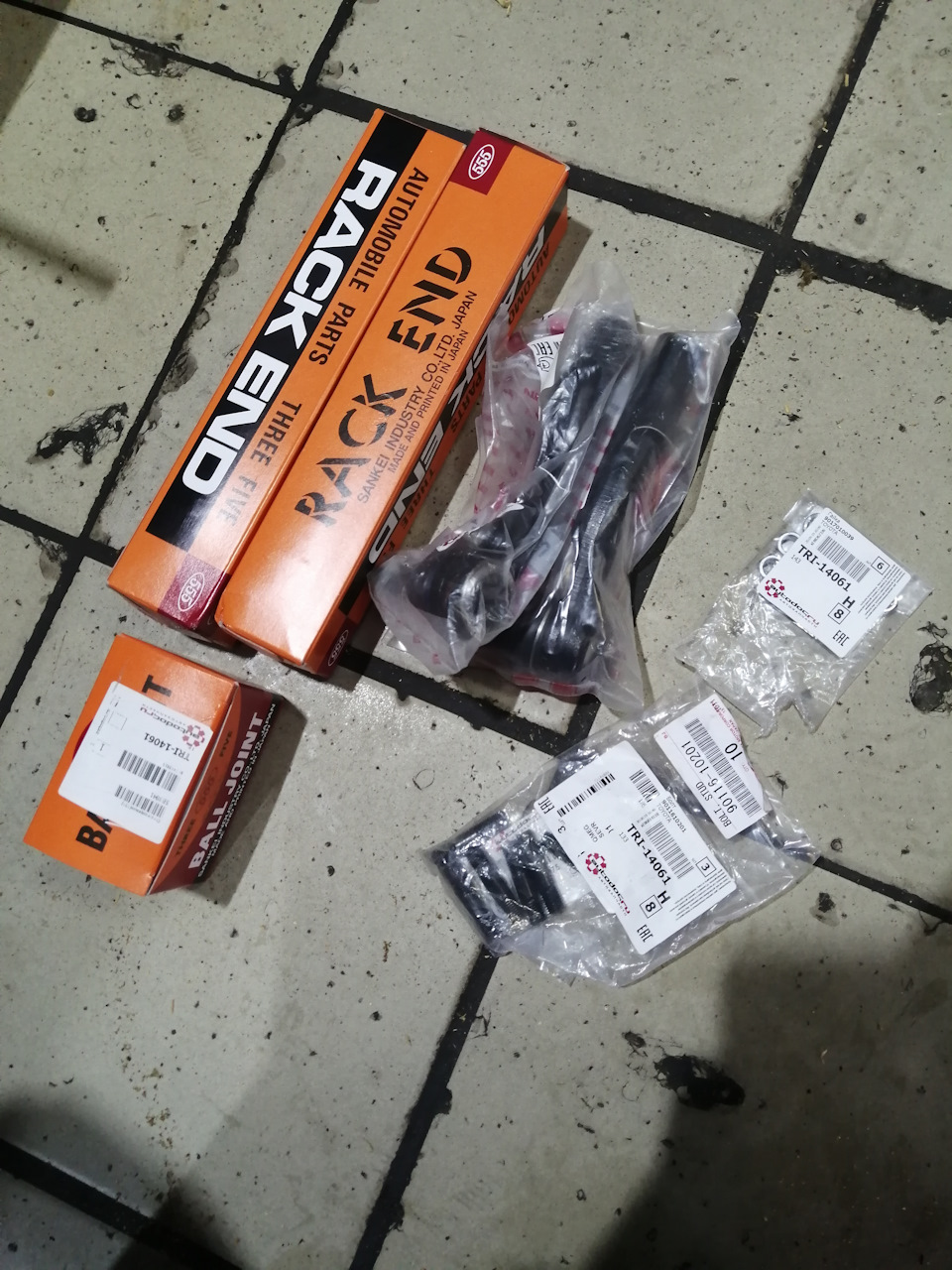 9011610201 Болт TOYOTA LEXUS | Запчасти на DRIVE2