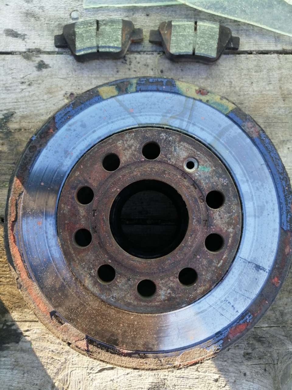 Новые тормозные диски и колодки — Skoda Octavia A5 Mk2, 1,8 л, 2011 ...