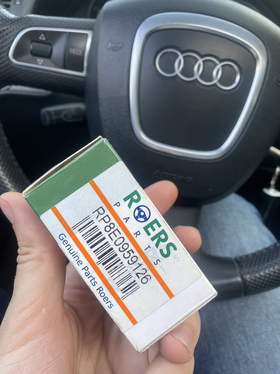 Датчик высокого давления кондиционера 3R0959126 — Audi A4 (B7), 2 л ...