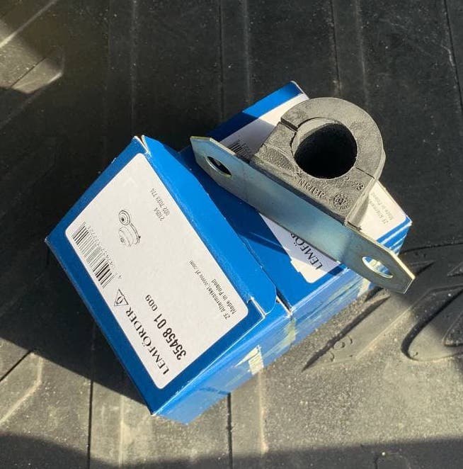 3545801 Втулка (опора) стабилизатора LEMFORDER | Запчасти на DRIVE2