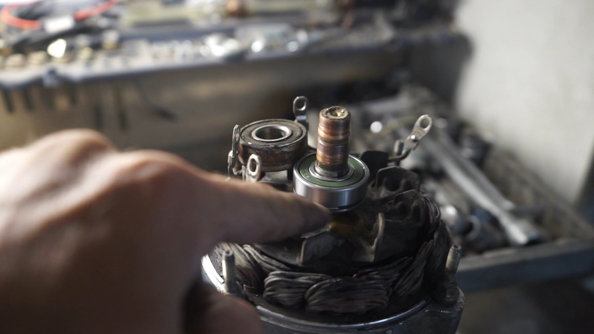 Поменял подшипники генератора — Toyota Land Cruiser Prado 90-series, 3 ...