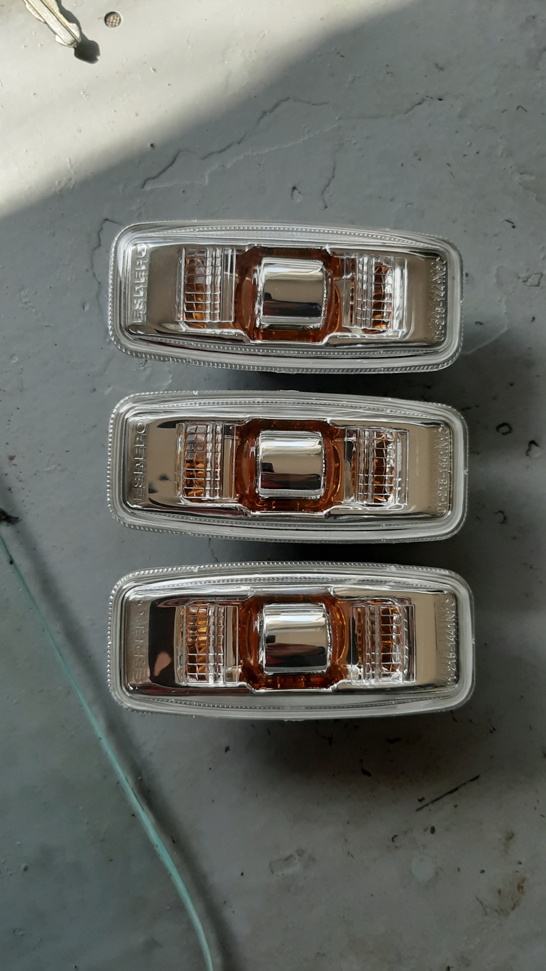 Обновил повторители поворотников — Toyota Wish (AE10), 1,8 л, 2003 года ...