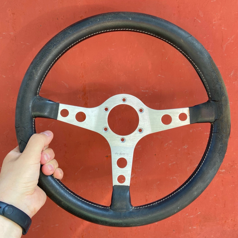 Установил руль momo — Москвич 2140, 1,5 л, 1982 года | аксессуары | DRIVE2