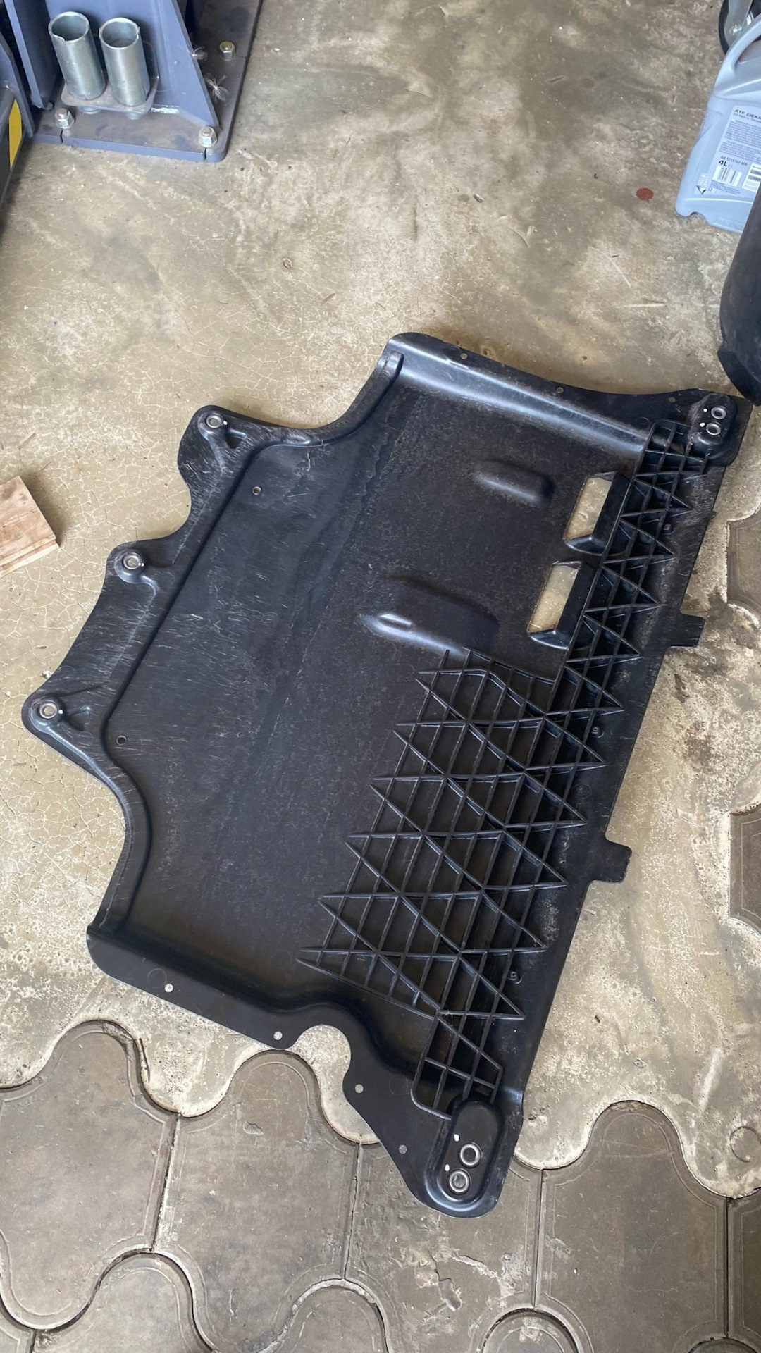 6. Стабы и композитная защита — Volkswagen Golf R Mk7, 2 л, 2019 года ...